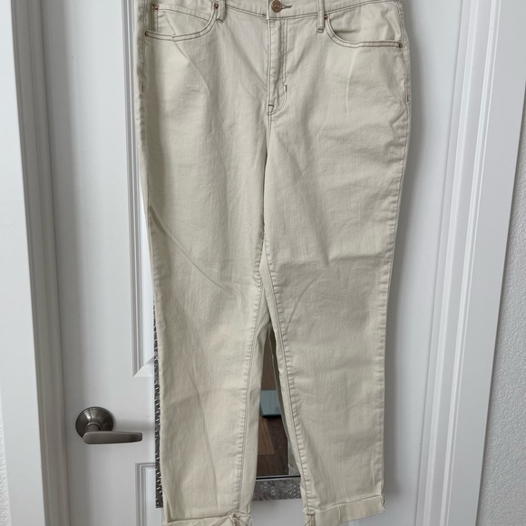 Nicole Miller | Jeans | Nicole Miller Cream Straight Leg Jeans Timeless ...